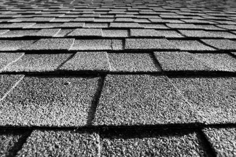 How to Pick a Shingle Color [Your Guide] | American Roofing Company
